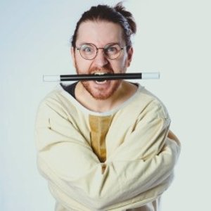 1 Hour Straitjacket Escape Magic Show