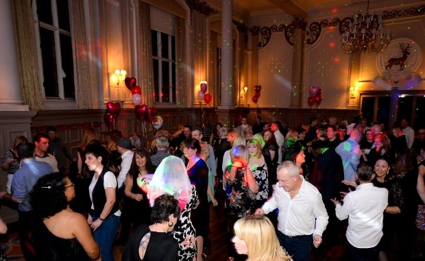 35s to 60s Plus Party for Singles and Couples | Data Thistle