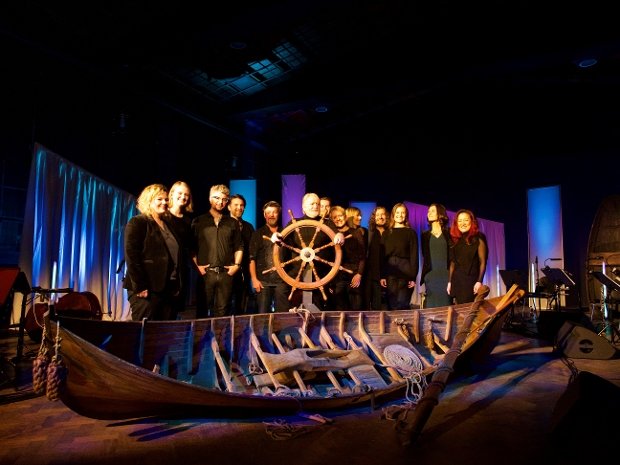 Phil Cunningham: Beyond the Farther Shore with Session A9 | Data Thistle