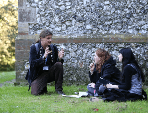 Footnotes: Walking and Writing Workshop (Urban) | Data Thistle