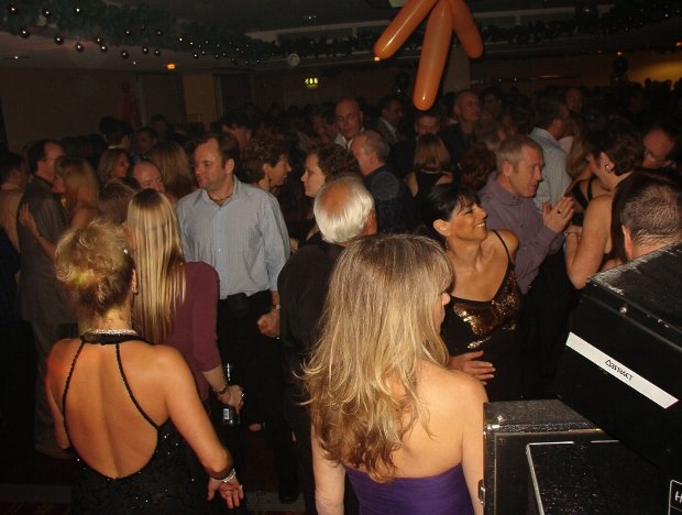 Iver/Slough Over 35s to 60s Plus Party for Singles and Couples | Data ...