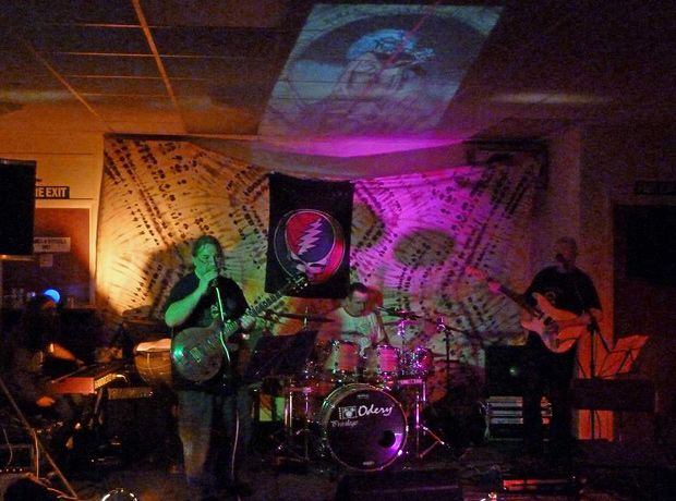 Cosmic Charlies | Data Thistle