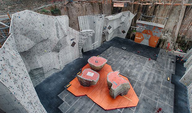 Edinburgh International Climbing Arena (South Platt Hill Newbridge ...
